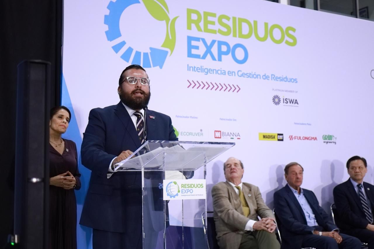 Otorgan Premio a la Trayectoria en la Gestión de Residuos al ...